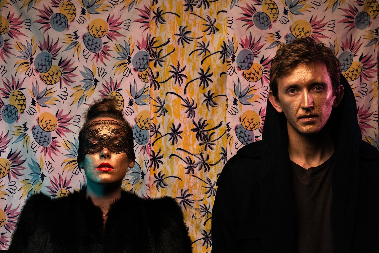 MUSIC WE LOVE - SYLVAN ESSO | Sine Qua Non Salons