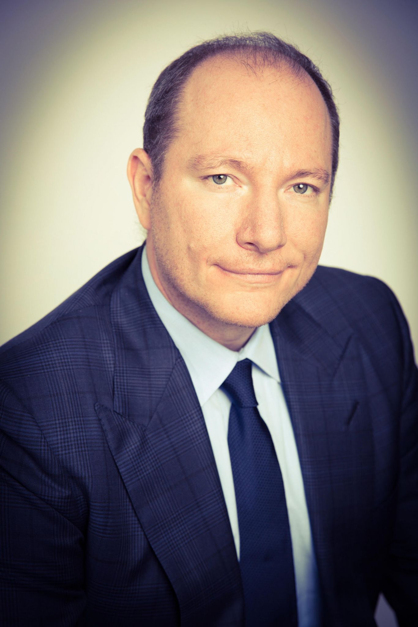 Leaders in the Beauty Industry: Tevya Finger - Sine Qua Non Salons